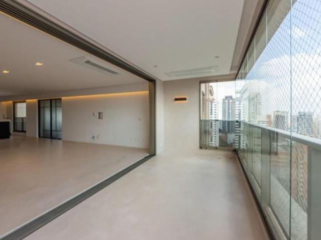 Apartamento à venda no Condomínio Essência da Vila na Vila Mariana em São Paulo SP
