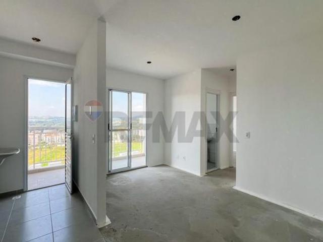 Apartamento à Venda no Condomínio Essencial Residence dois dormitórios um banheiro, e 8° andar sol
