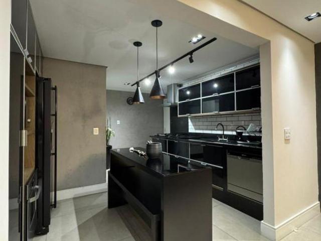 Apartamento à venda no Condomínio Exuberance Butantã, Porteira Fechada