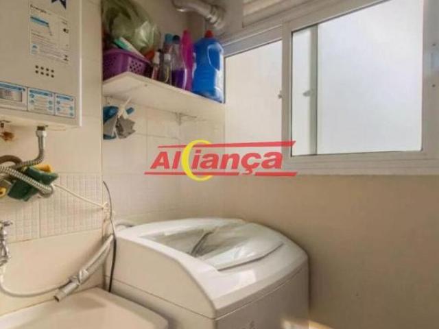 Apartamento à venda no Condomínio Fatto Vila Galvão, com 57 m²