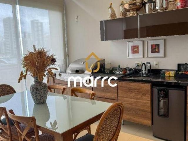 APARTAMENTO À VENDA NO CONDOMÍNIO FASCINATION PENTHOUSES