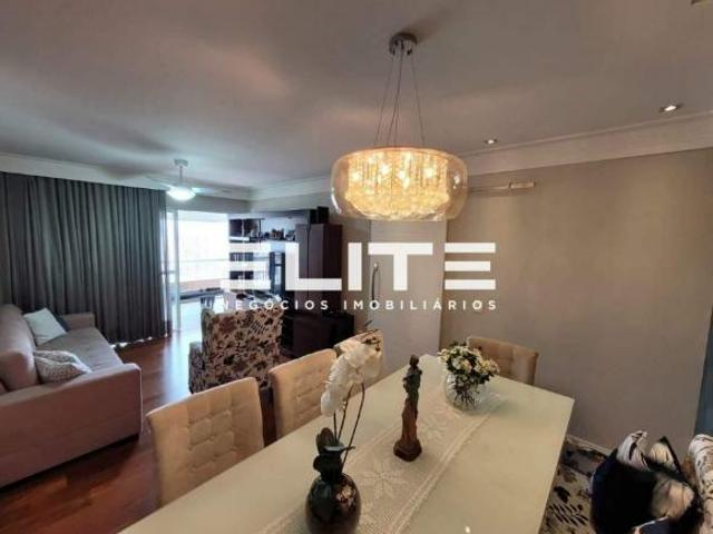Apartamento à Venda no Condomínio Isla 4 Dorms | 3 Vagas | Lazer de Clube