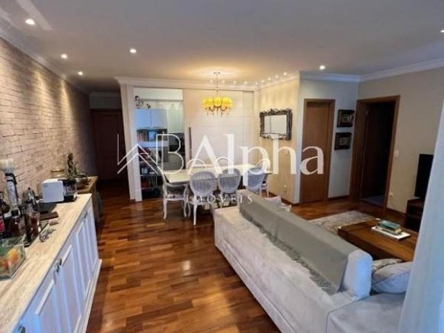 Apartamento a venda no Condomínio Jardins de Tamboré em Santana de Parnaíba SP