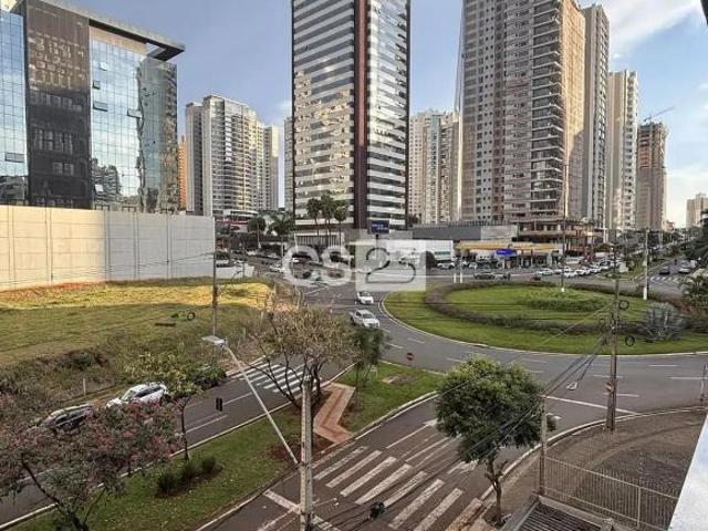 Apartamento à Venda no Condomínio Lago Azul 93 m² Úteis, 3 Quartos 1 Suíte, 2 Vagas, com Armários