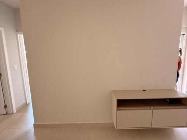 Apartamento à venda no Condomínio LARIS