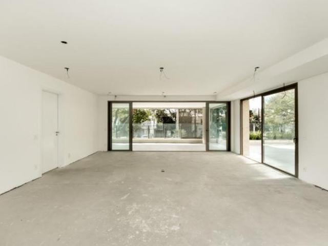 Apartamento a venda no Condomínio Lindenberg no Jardim América em São Paulo SP