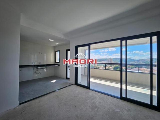 Apartamento à venda no Condomínio Lux Residence em Valinhos