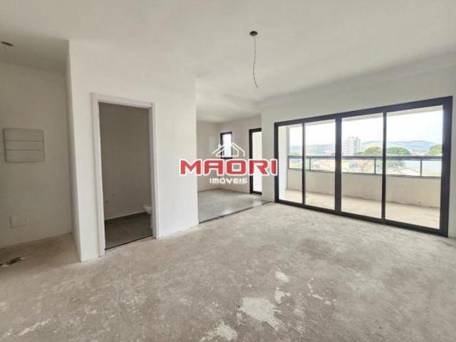 Apartamento à venda no Condomínio Lux Residence em Valinhos
