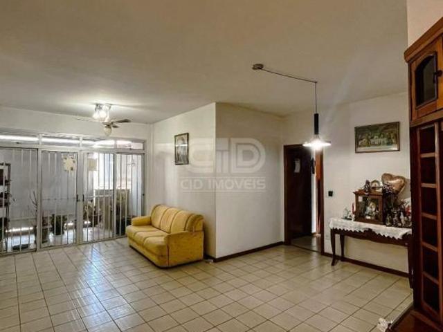 Apartamento á Venda no condomínio Mont Clair