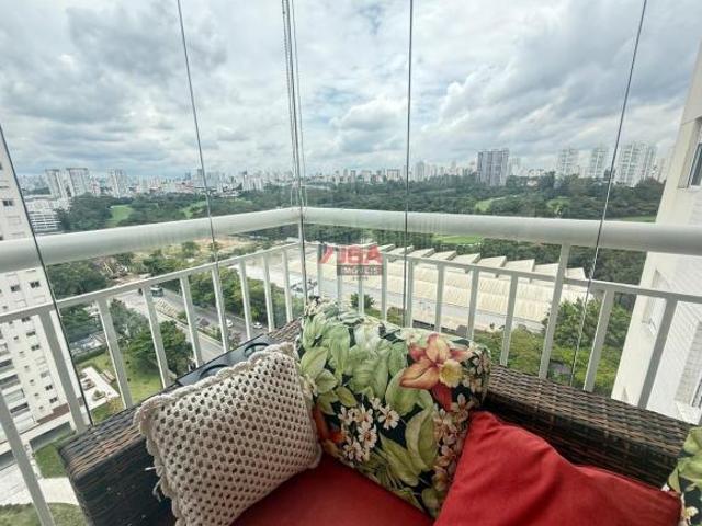 Apartamento a Venda no Condominio Magic Resort, lazer de club, na Zona Sul de São Paulo