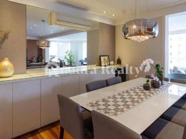 Apartamento à venda no Condomínio Maison Lalique no bairro Moema em São Paulo SP