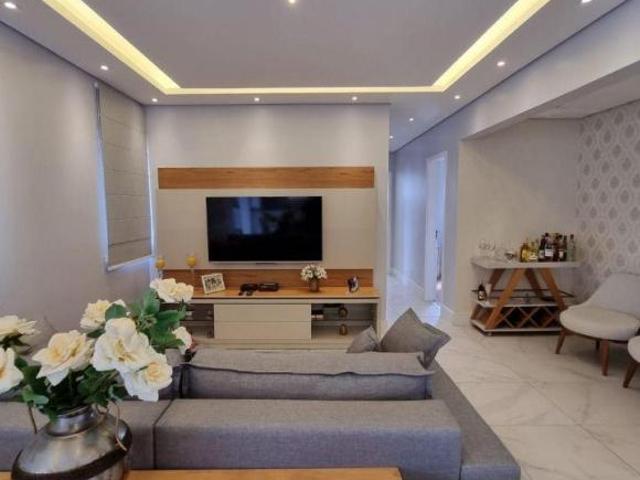 Apartamento à venda no condomínio Mairare
