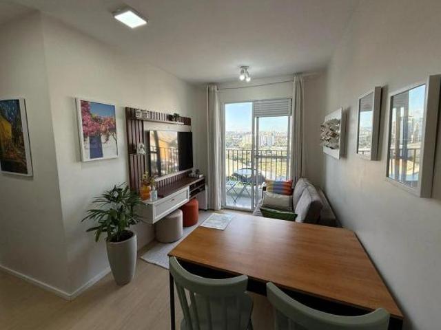 Apartamento à Venda no condomínio Mundo Apto Pacaembu Barra Funda
