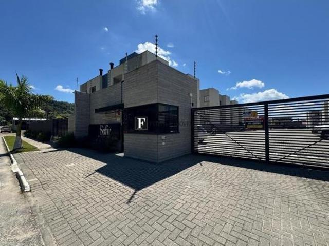 Apartamento à venda no condomínio Safir Beach Home