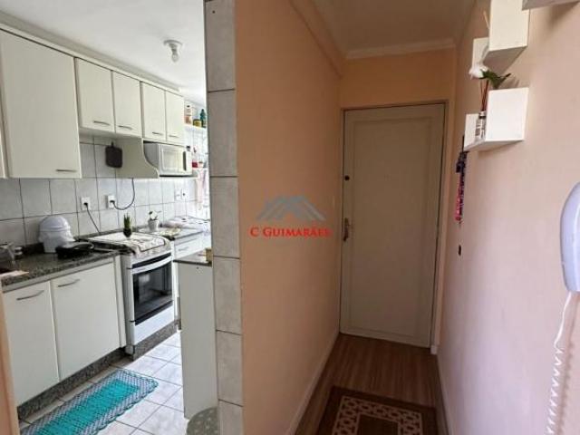 Apartamento à venda no Condomínio Santa Catarina: 2 quartos, sala, banheiro e garagem no Parque Resi