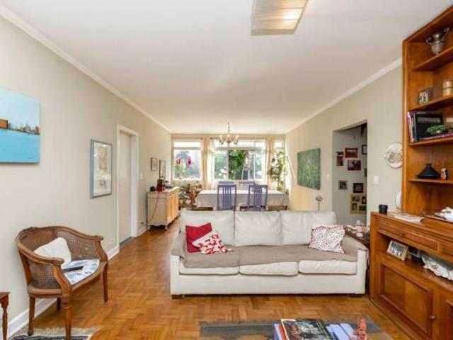 Apartamento à venda no Condomínio Santa Clara, no Jardim Paulista, em São Paulo SP