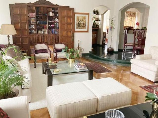 Apartamento à venda no Condomínio Santa Francisca em Higienópolis em São Paulo SP