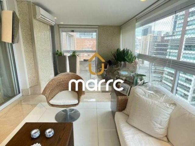 APARTAMENTO À VENDA NO CONDOMÍNIO SIGNATURE MOEMA
