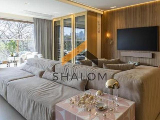 Apartamento à venda no condomínio Stella Campo Belo