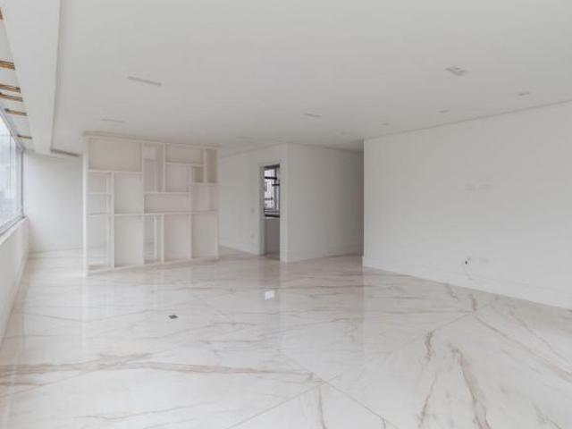 Apartamento à venda no Condomínio Paulo Silveira Fonseca em Higienópolis em São Paulo SP