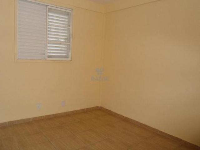 Apartamento à venda no Condomínio Paraná no Vila União, Campinas