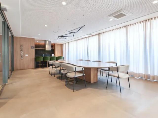 Apartamento à venda no Condomínio Praça da Vila na Vila Nova Conceição em São Paulo SP
