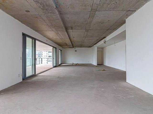 Apartamento à venda no Condomínio Praça Vila Nova na VIla Nova Conceição em São Paulo SP
