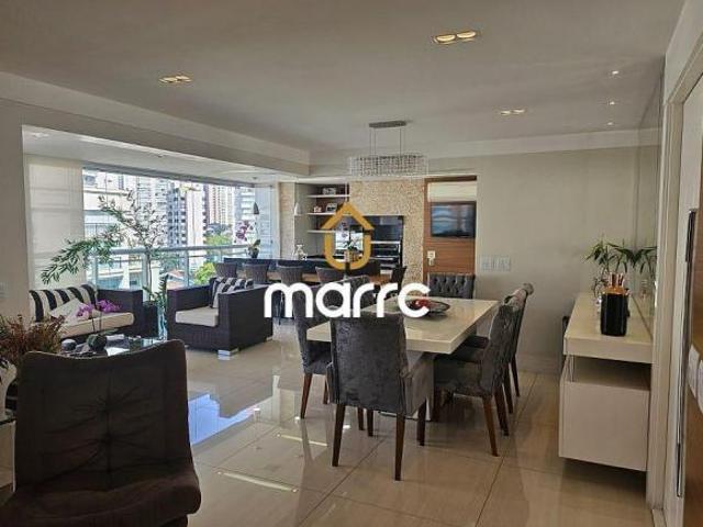 APARTAMENTO À VENDA NO CONDOMÍNIO QUINTESSENCE VILA MARIANA