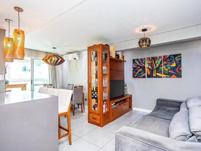 Apartamento à Venda no Condomínio Rossi Cosmopolitan, 3 quartos uma suíte