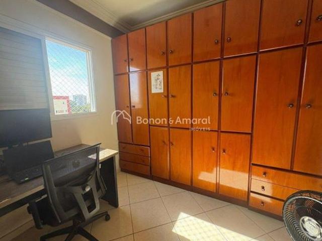 APARTAMENTO Á VENDA NO CONDOMÌNIO REDICENCIAL DAS PEDRAS