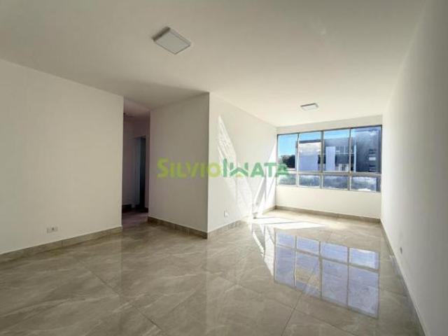 Apartamento a venda no Condomínio Residencial Carimã III Maringá/PR