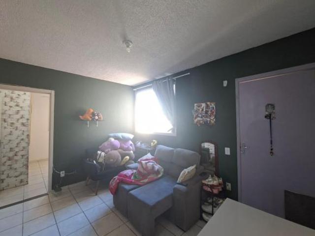 Apartamento à venda no Condomínio Residencial Cerejeiras, Parque Resid. do Lago