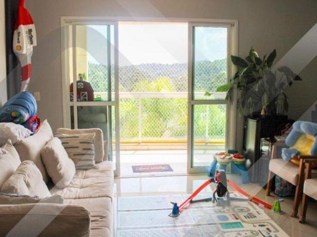 Apartamento a venda no Condomínio Resort Tamboré