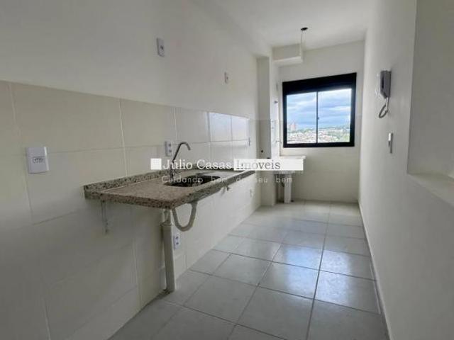 Apartamento à venda no condomínio Vila Zamora no Jardim Europa com 2 quartos, 1 suíte, sala dois amb