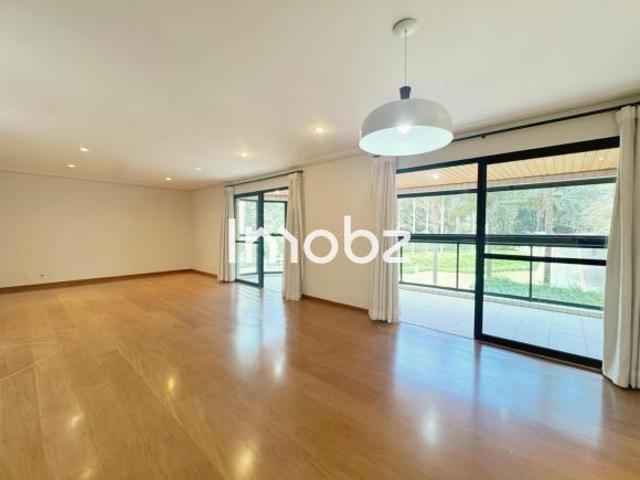 Apartamento à venda no Condomínio Villaggio Panamby Itapaiuna, 1800 São Paulo SP CEP: 05707