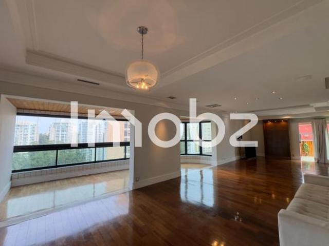 Apartamento à venda no Condomínio Villaggio Panamby Itapaiuna, 1800 São Paulo SP CEP: 05707