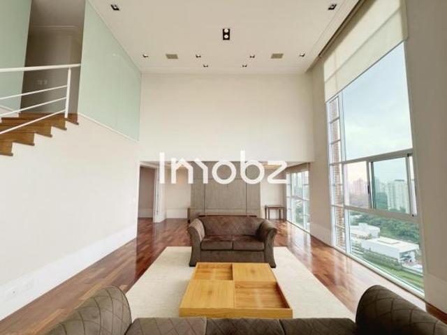 Apartamento à venda no Condomínio Villaggio Panamby Itapaiuna, 1800 São Paulo SP CEP: 05707