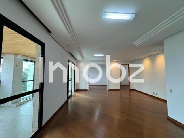 Apartamento à venda no Condomínio Villaggio Panamby Itapaiuna, 1800 São Paulo SP CEP: 05707