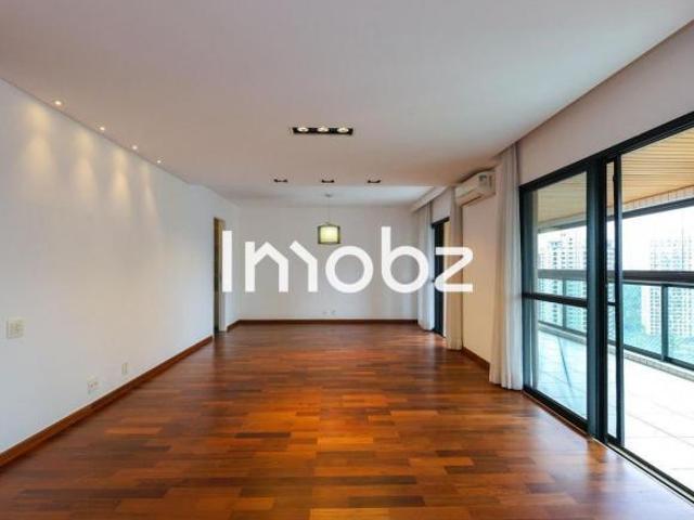 Apartamento à venda no Villagio Panamby Rua Itapaiúna, 1800 São Paulo SP CEP: 05707 001