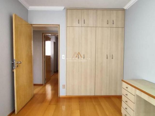 Apartamento à venda no condomínio Village Itália, com 3 dormitórios e 2 garagem
