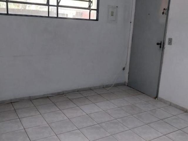 Apartamento à venda no Conjunto Habitacional Parque Valo Velho II São Paulo/SP 48m²