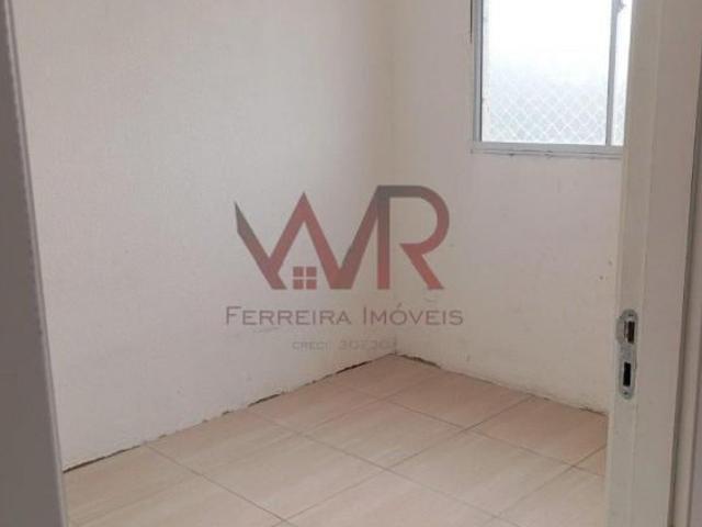 Apartamento à venda no Conjunto Habitacional Santa Etelvina III