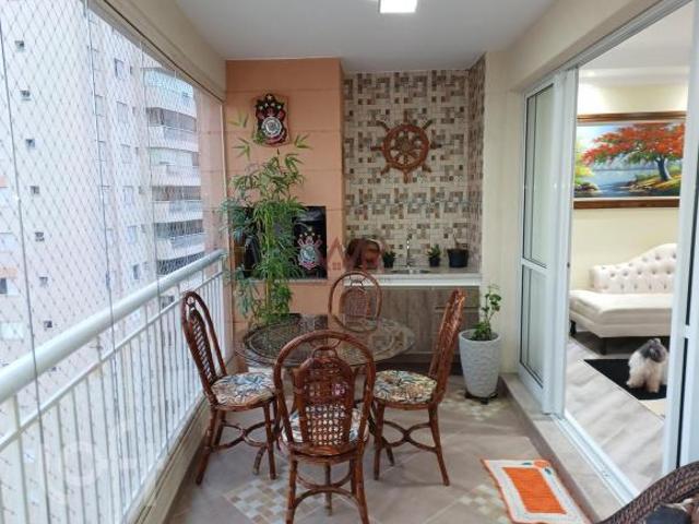 Apartamento à venda no Conjunto Promorar Vila Maria III