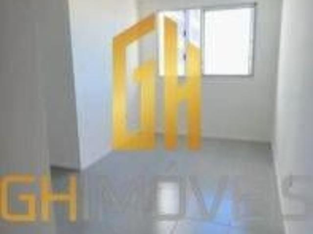 Apartamento à venda no Conjunto Residencial Storil