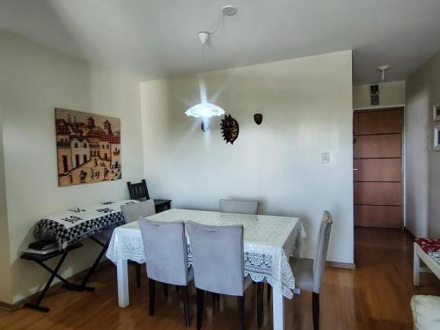 Apartamento á venda no Continental com 3 dormitorios em andar alto com vits livre e garagem coberta
