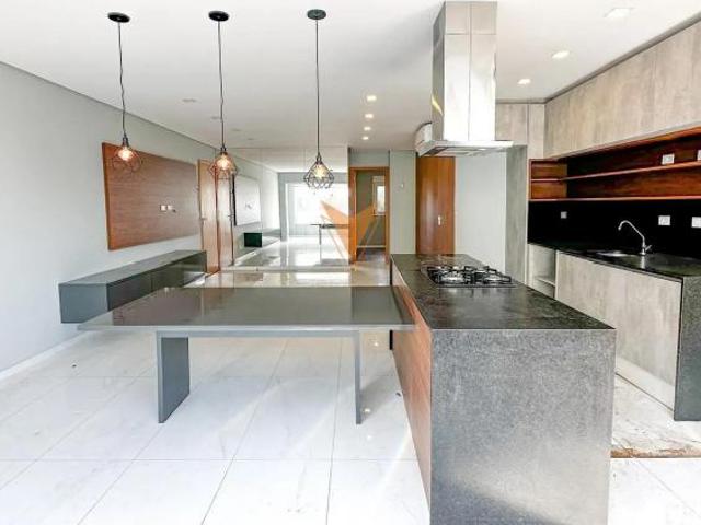 Apartamento à Venda no Costa do Marfim, Granja Viana, Cotia, SP 107 m², 3 Dormitórios 2 Suítes, C