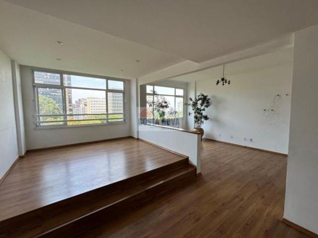 Apartamento a venda no coração de São Paulo