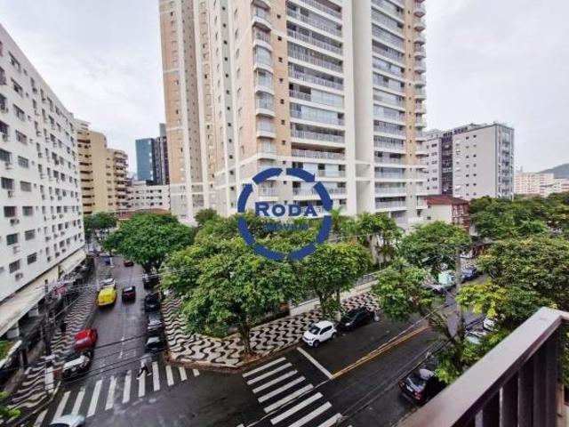 Apartamento à venda no coração do Gonzaga, 3 dormitórios sendo 2 suíte, garagem demarcada e lazer!