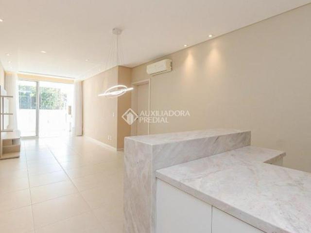 Apartamento à Venda no Ecoville 3 Quartos, 105m², 2 Vagas | Sacada com Churrasqueira R$995mil