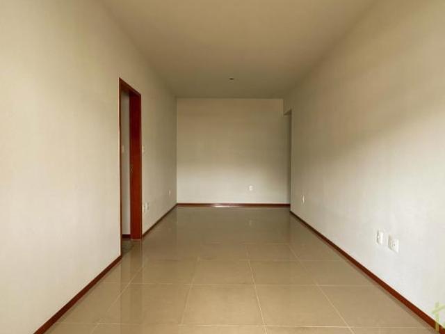Apartamento à venda no Ed. Atlantis, Centro, Juiz de Fora, MG